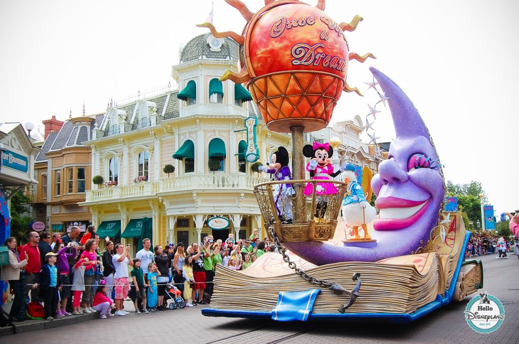 Nostalgie : la Disney Once Upon a Dream Parade | Hello Disneyland : Le ...