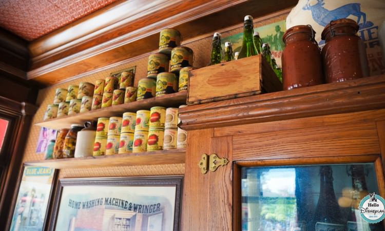 Market House Deli - Hello Disneyland