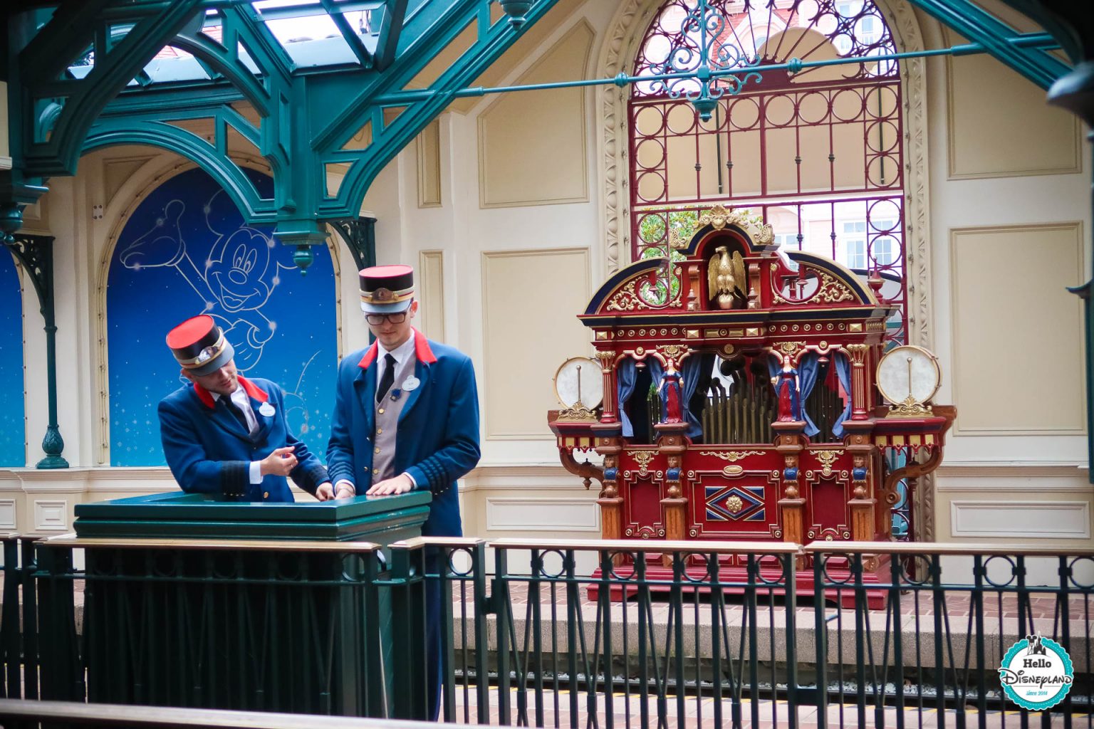 Disneyland Paris Railroad : Main Street Station - Hello Disneyland