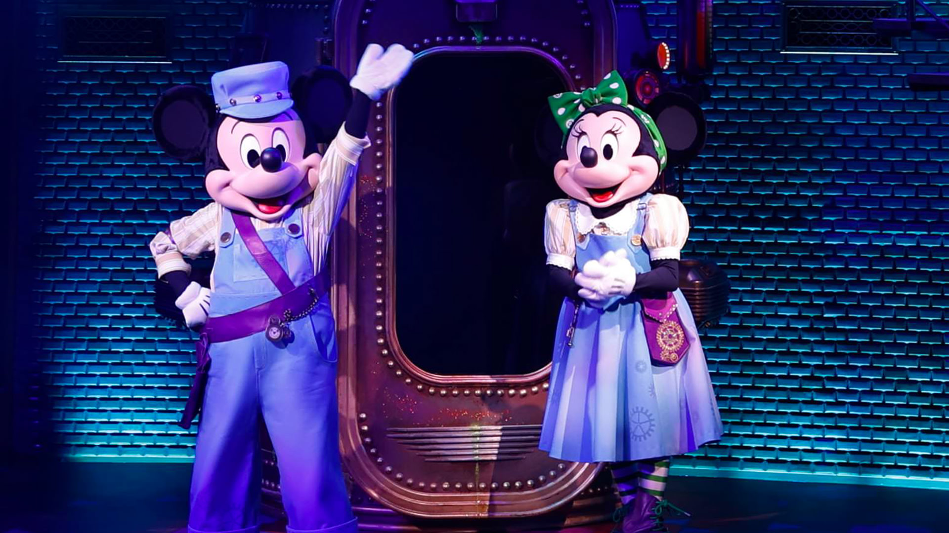 Studio D se dévoile à Disneyland Paris ! | Hello Disneyland : Le blog n ...