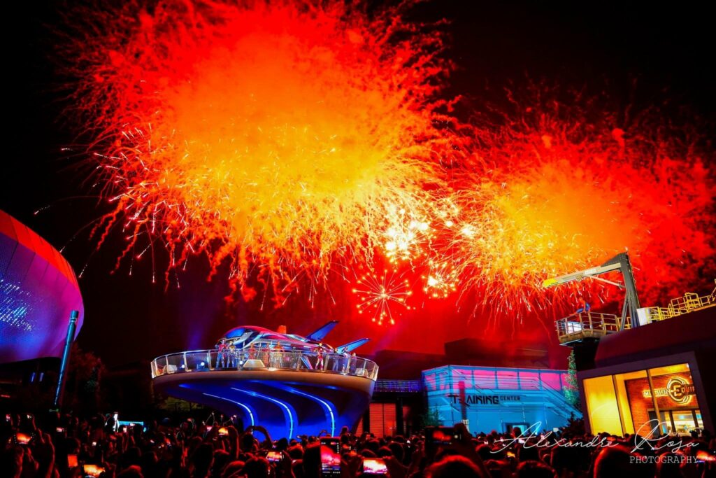 Le spectacle d'inauguration d'Avengers Campus à Disneyland Paris ...
