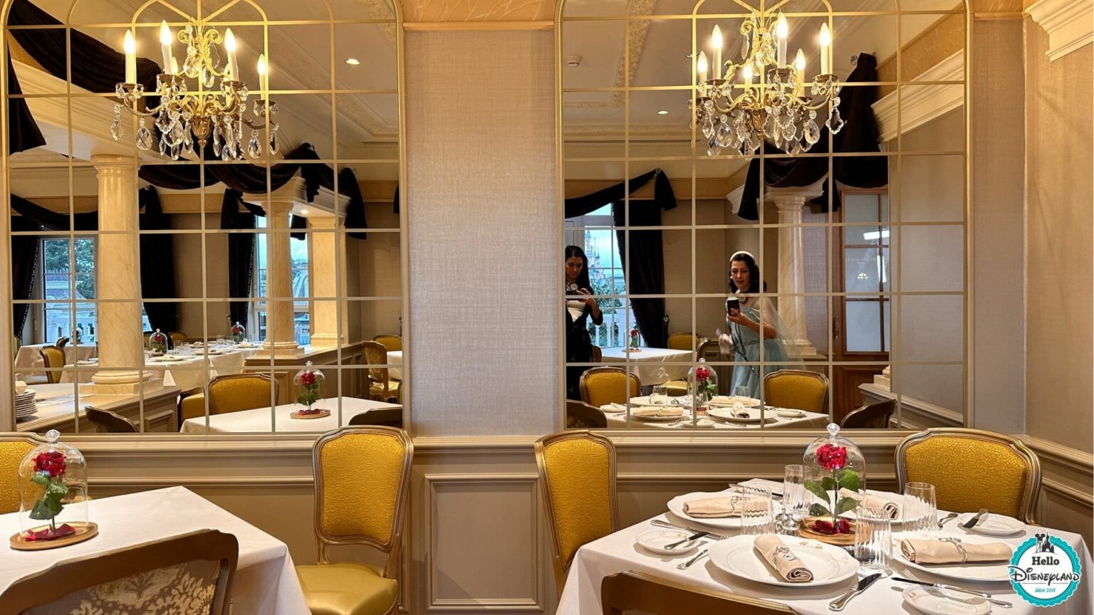 La Table de Lumière : le restaurant la Belle et la Bête au Disneyland ...