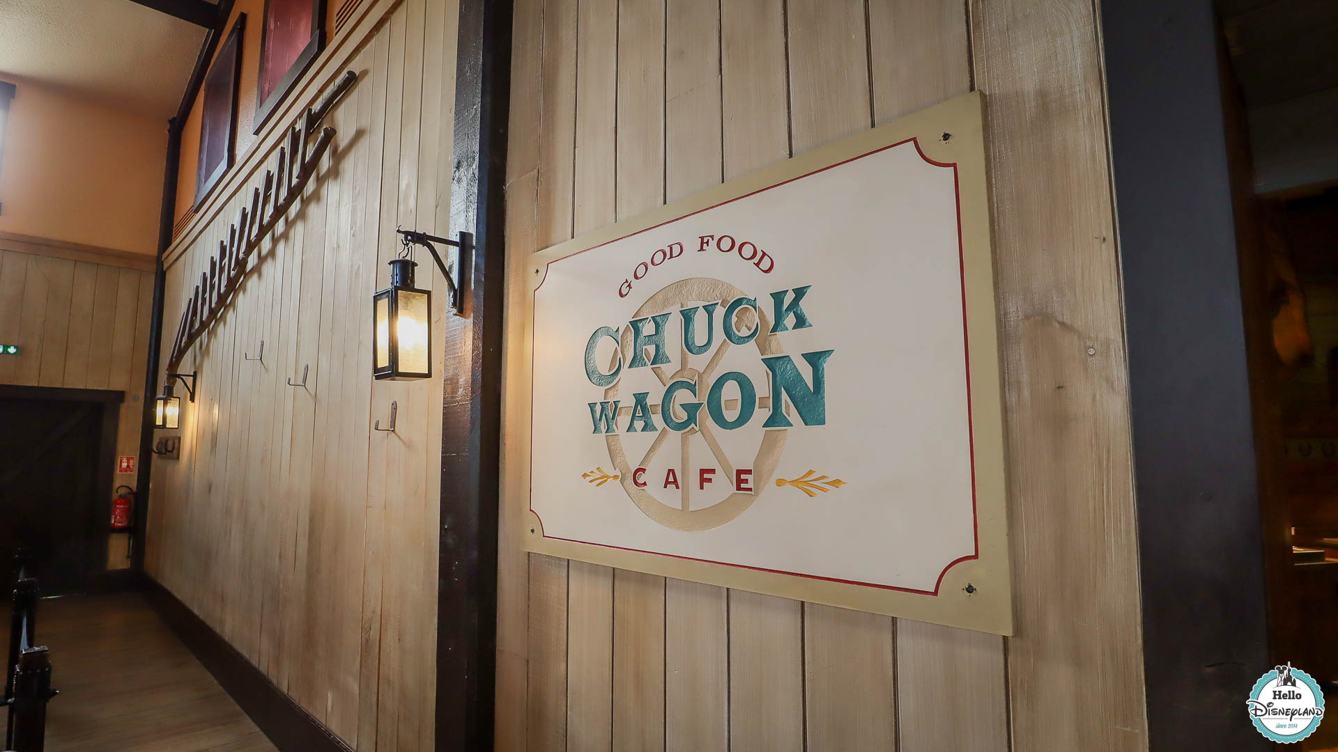 Hello Disneyland : Le blog n°1 sur Disneyland Paris | Chuck Wagon Café à l'hôtel Cheyenne Disney ...